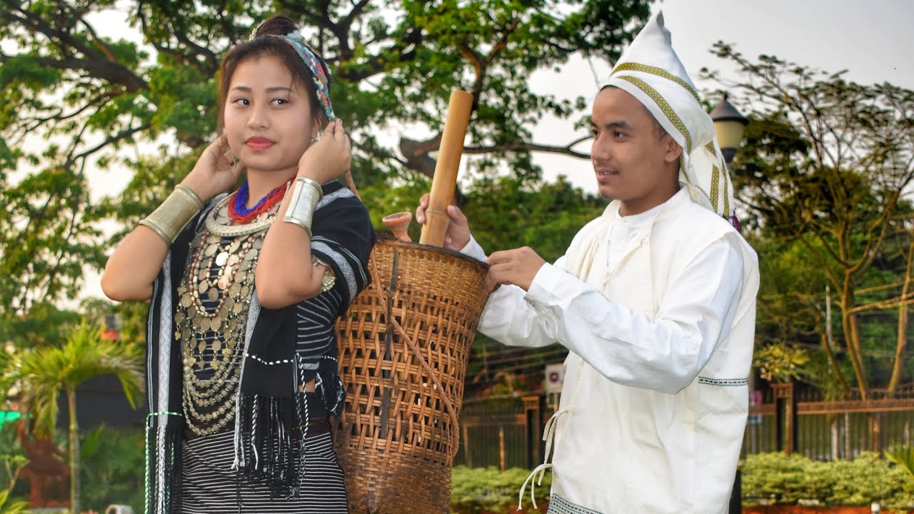 Bru Tribe: Resilience, Heritage, and the Story of Northeast India's Indigenous People - Vyonika